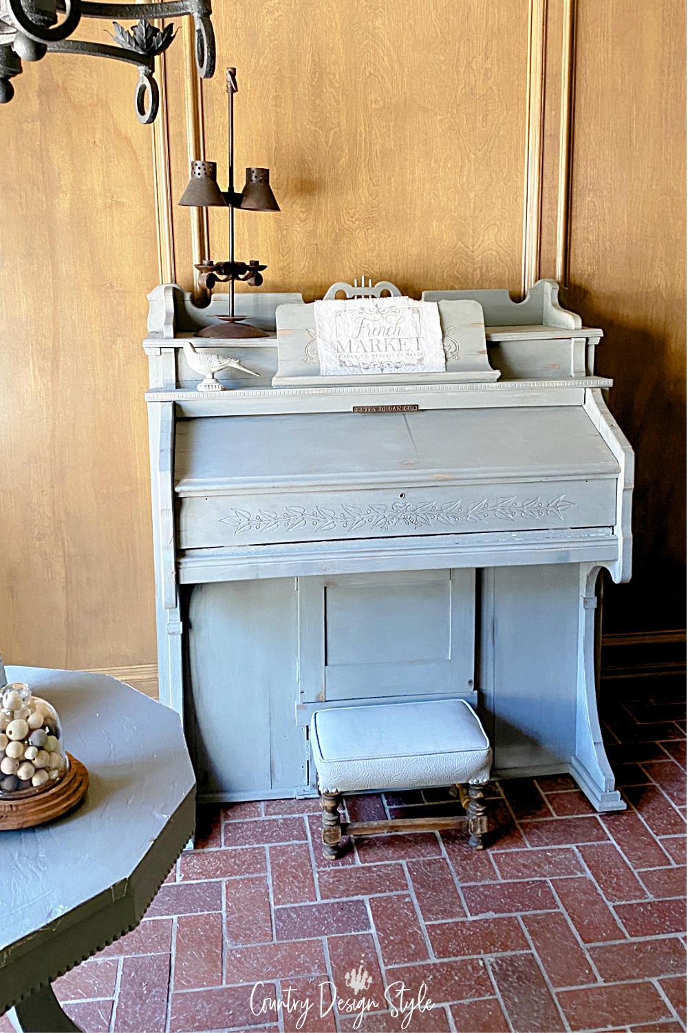 Pump organ makeover with lots of storage - Country Design Style
